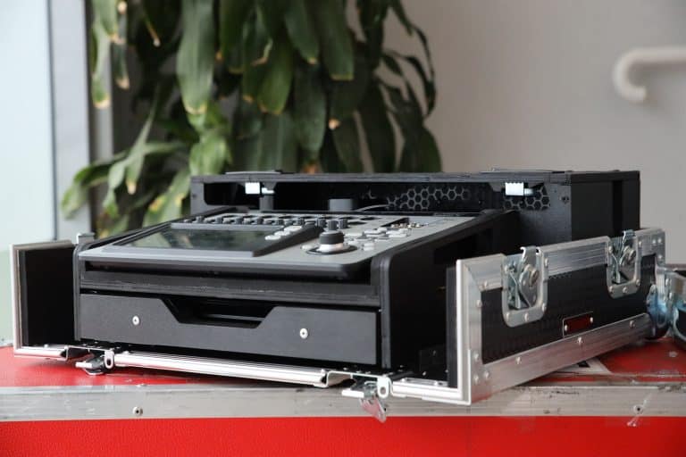 QSC TouchMix-16 Audio Console Case – Armor Road Cases